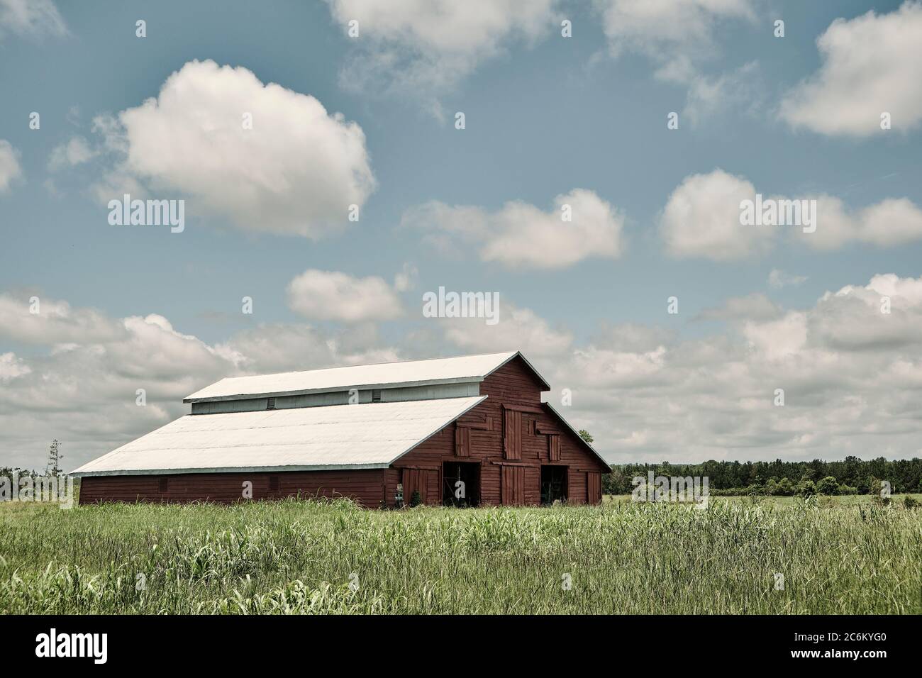 Large farmers barn hi-res stock photography and images - Alamy