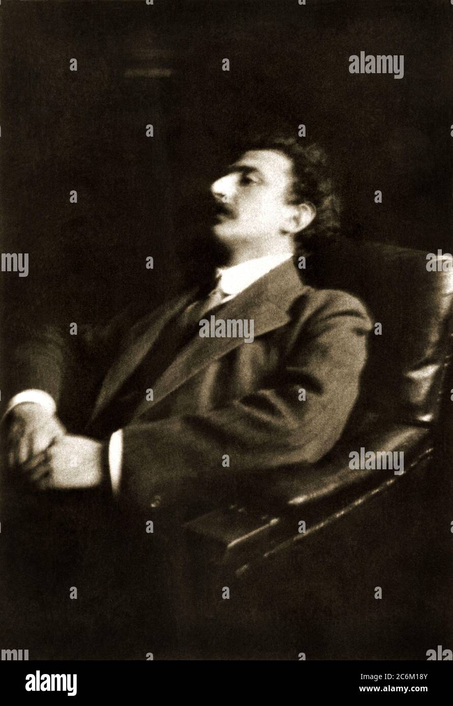 Teorico hi-res stock photography and images - Alamy