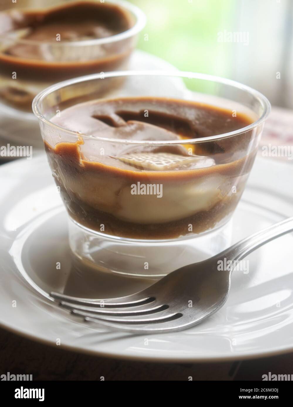 Chocolate pudding desserts served in glasses Stock Photo - Alamy