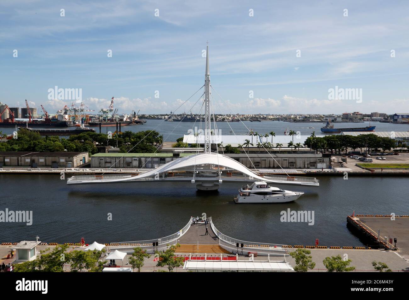 Horizontal rotation bridge, Kaohsiung Port Stock Photo - Alamy