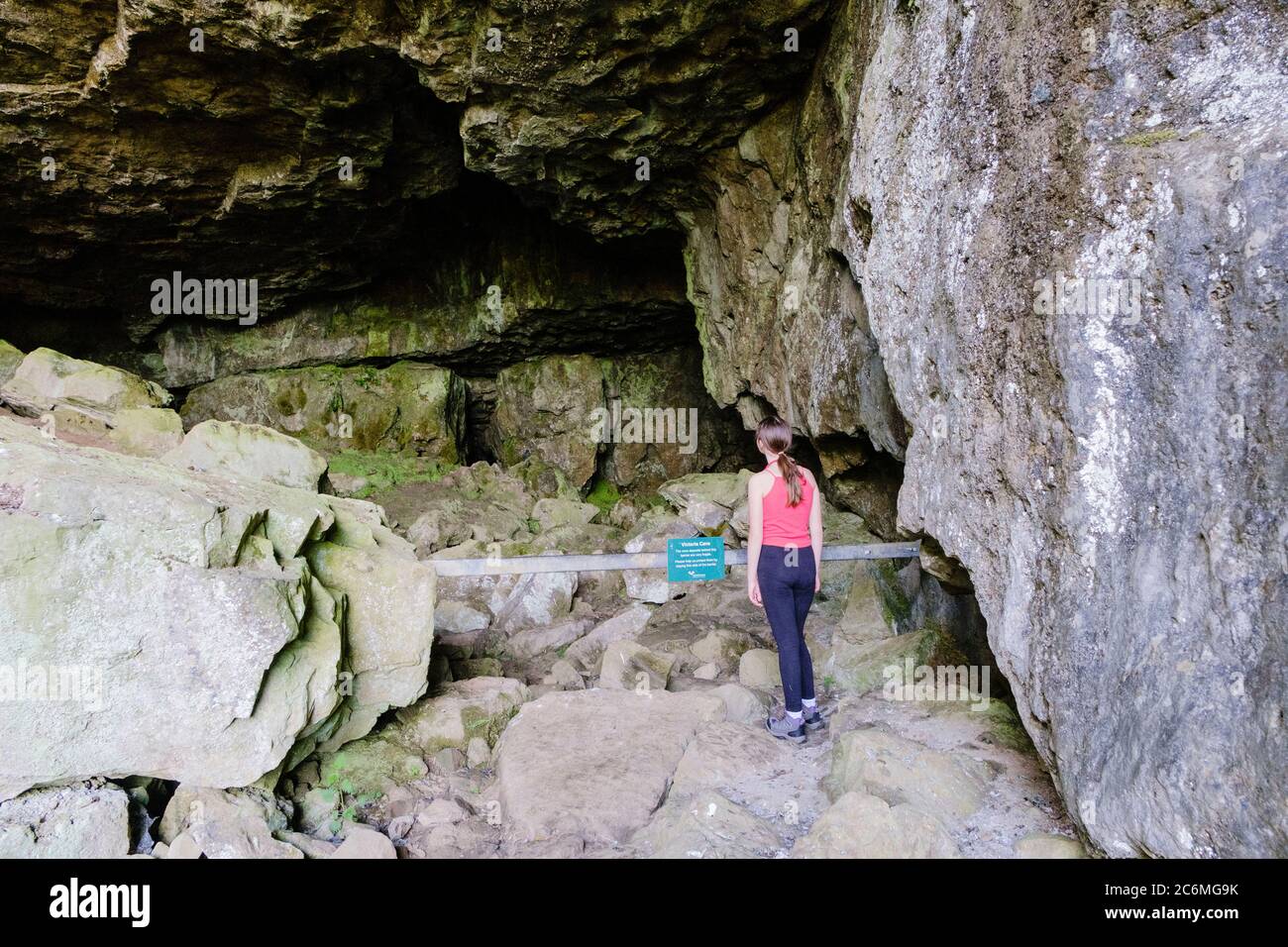 Victoria cave north yorkshire hi-res stock photography and images - Alamy