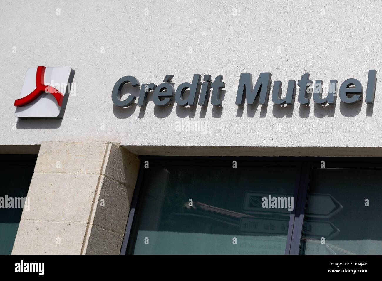 Sud ouest logo hi-res stock photography and images - Alamy