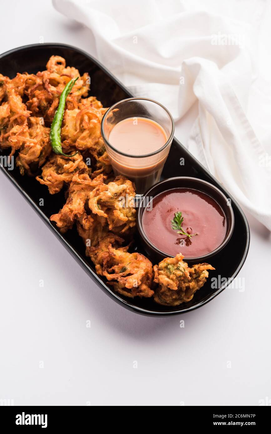 Onion Pakoda And Tea
