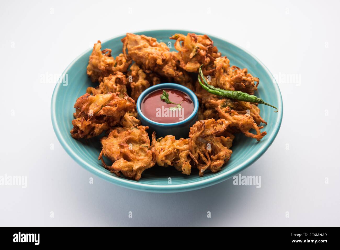 Fried onion pakora or Pyaj Pakoda also known as Crispy Kanda bhaji ...