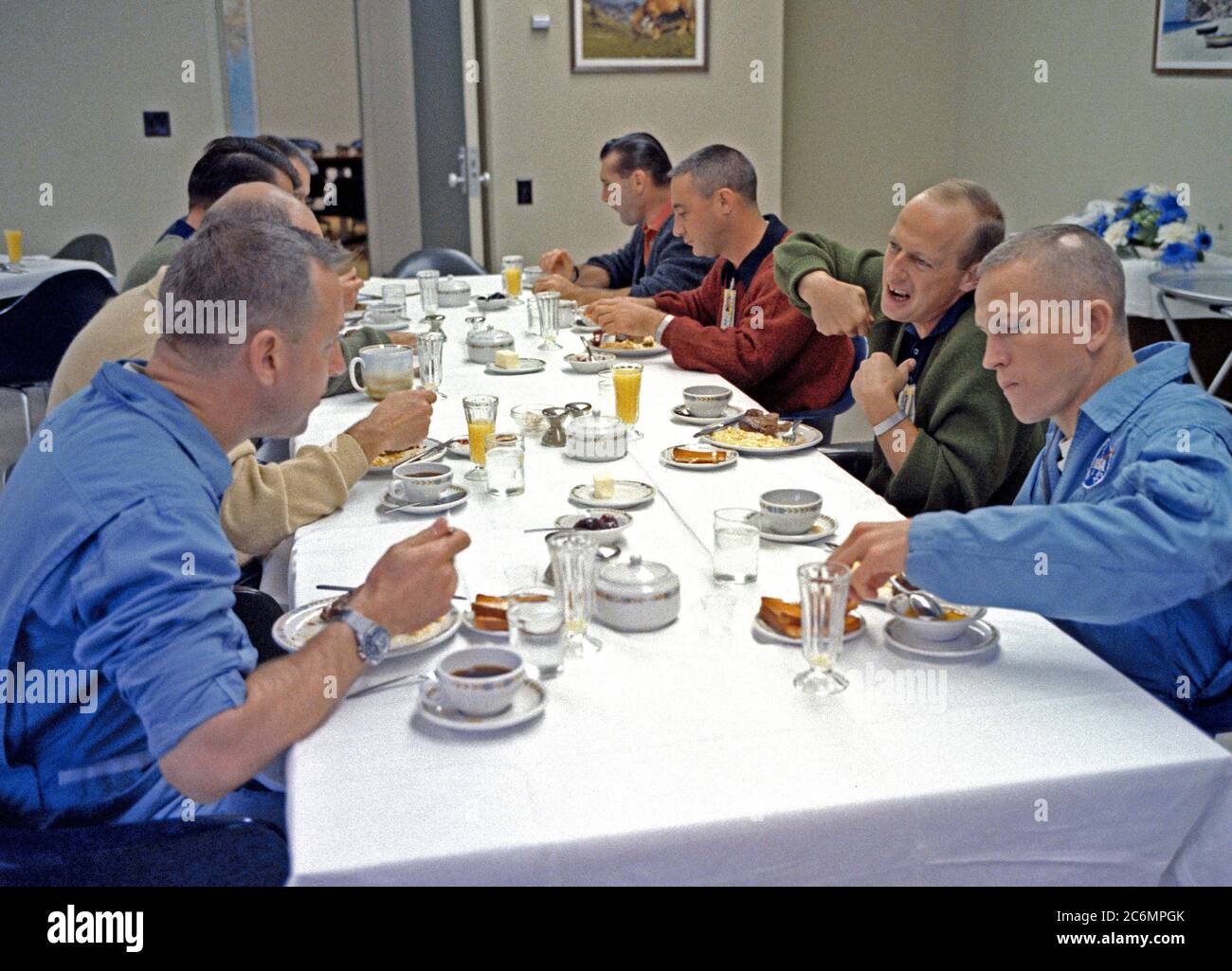 Gemini astronauts breakfast hi-res stock photography and images - Alamy