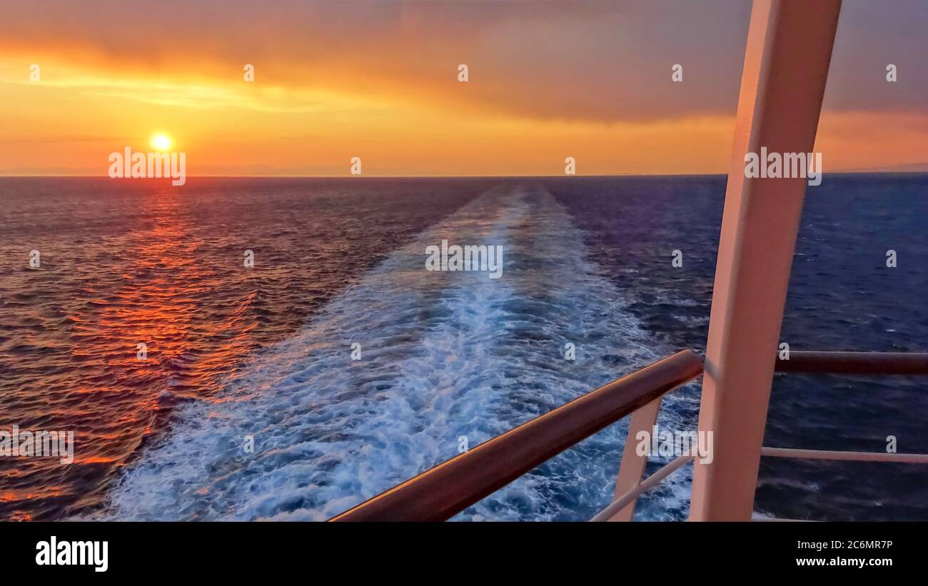 Cruise ship view hi-res stock photography and images - Alamy