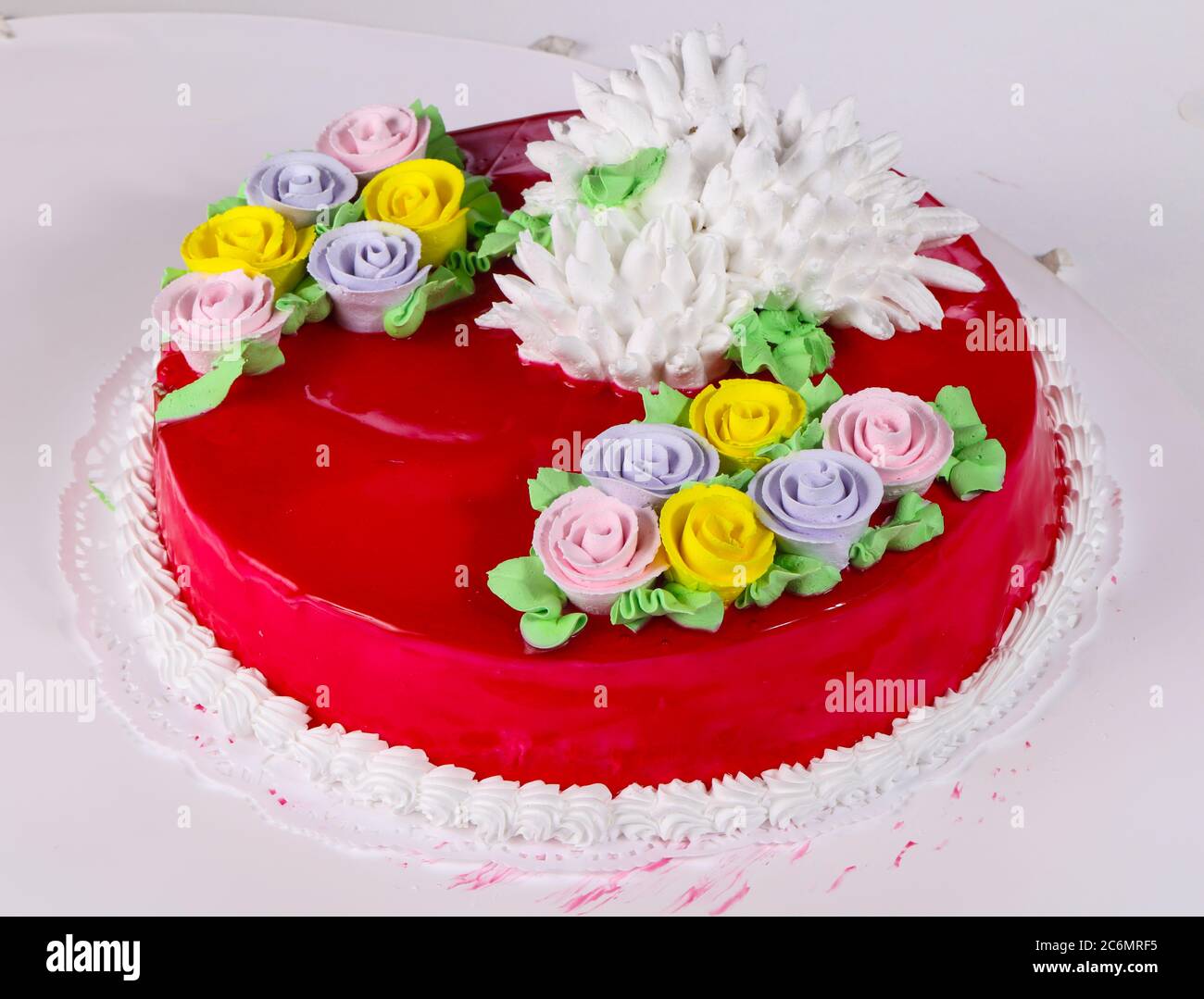 Tasty Cake with cream flowers Stock Photo - Alamy