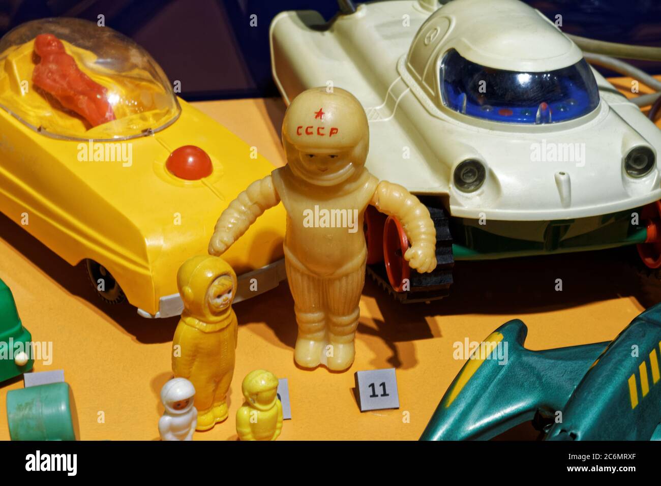 Boys images hi-res stock photography and images - Alamy