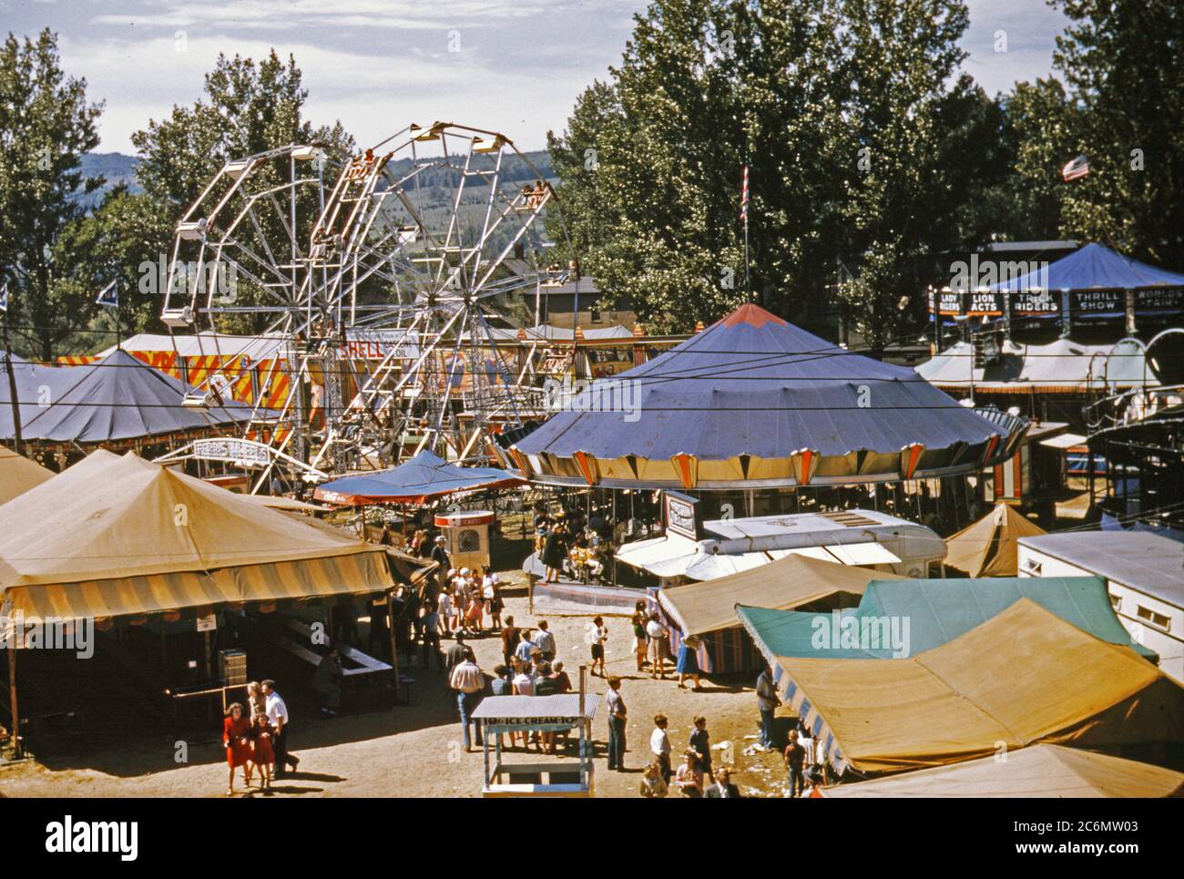 Side shows at the Vermont state fair, Rutland September 1941 Stock ...