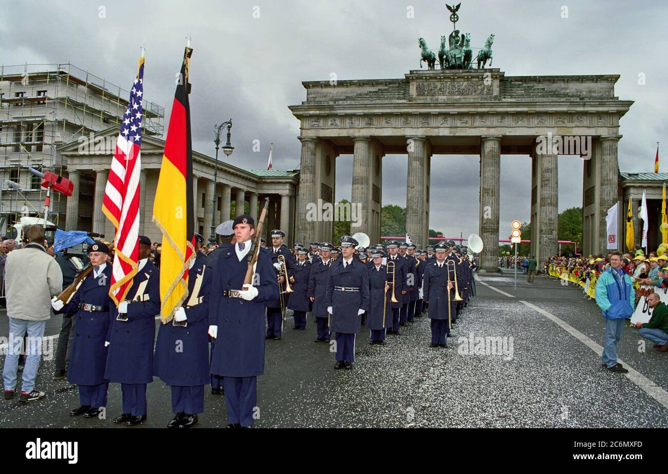 The US Air Force in Europe (USAFE) Band and Honor stands inside the ...