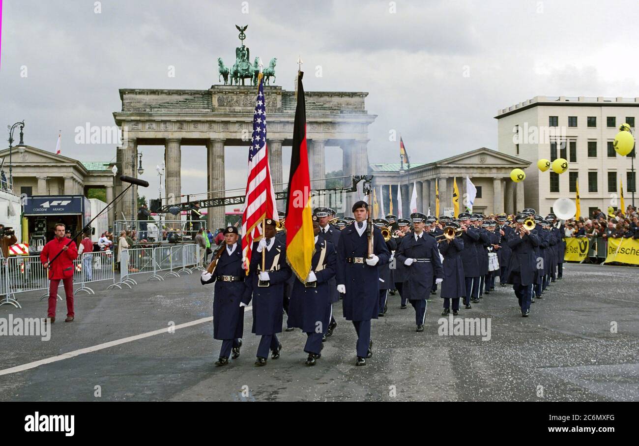 The US Air Force in Europe (USAFE) Band and Honor marches off from the ...