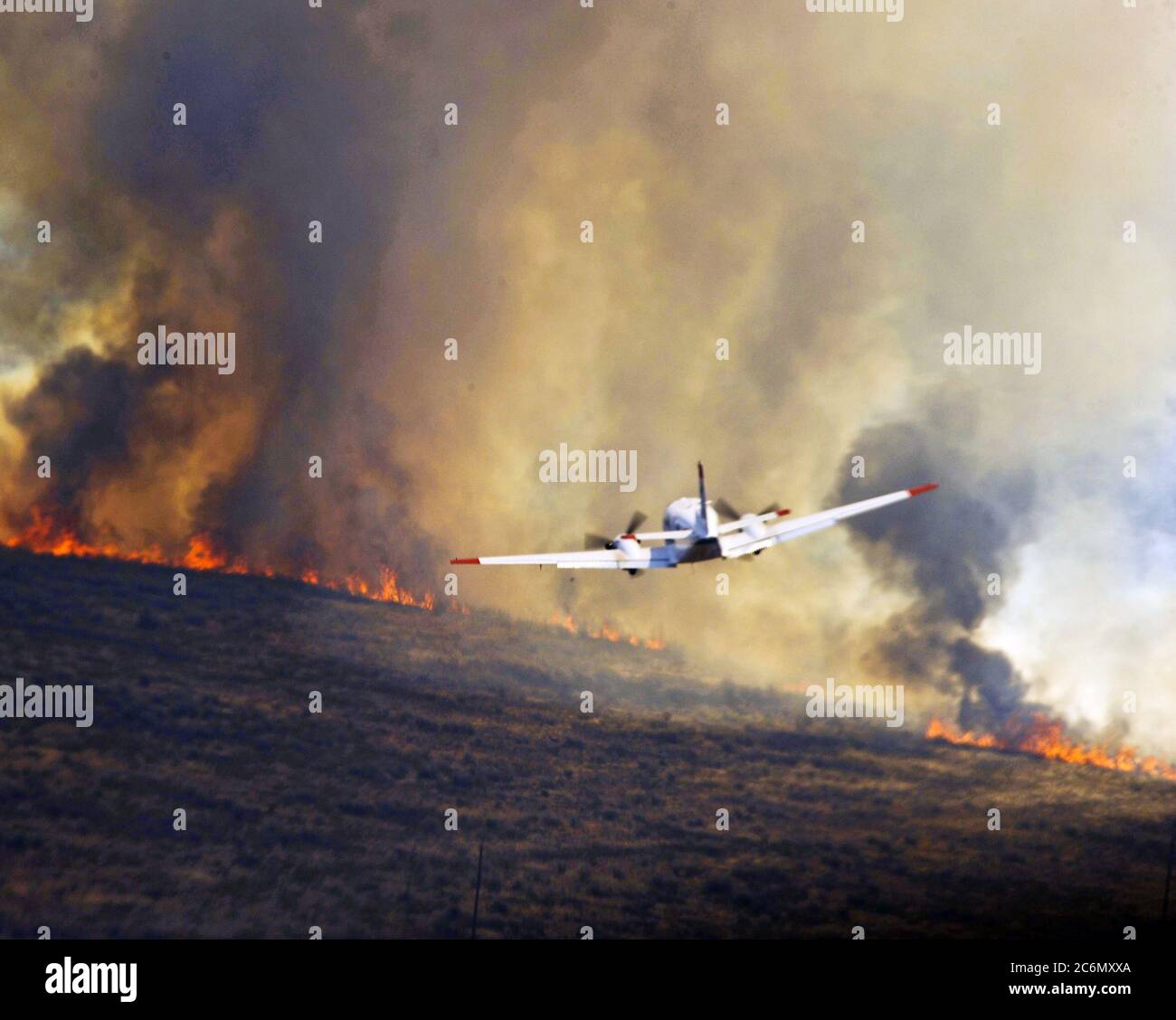 Modular airborne fire fighting system hi-res stock photography and ...