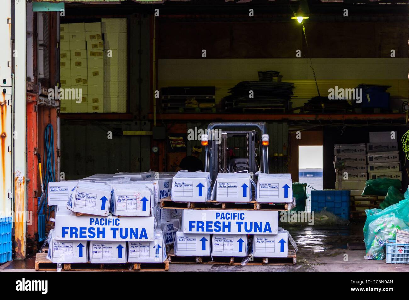 Tuna boxes hi-res stock photography and images - Alamy