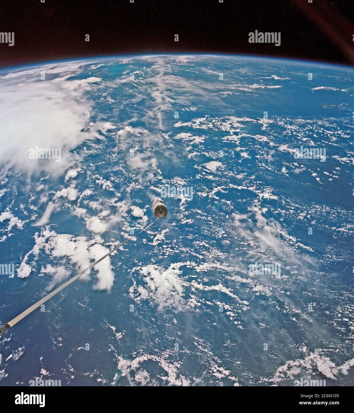 1966 space docking hi-res stock photography and images - Alamy