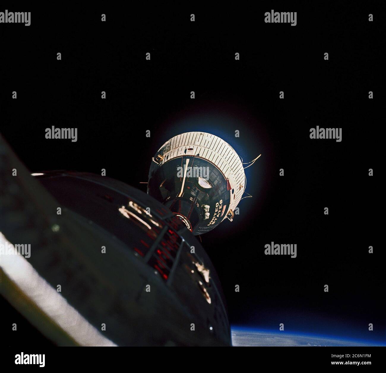 Gemini 7 space craft hi-res stock photography and images - Alamy