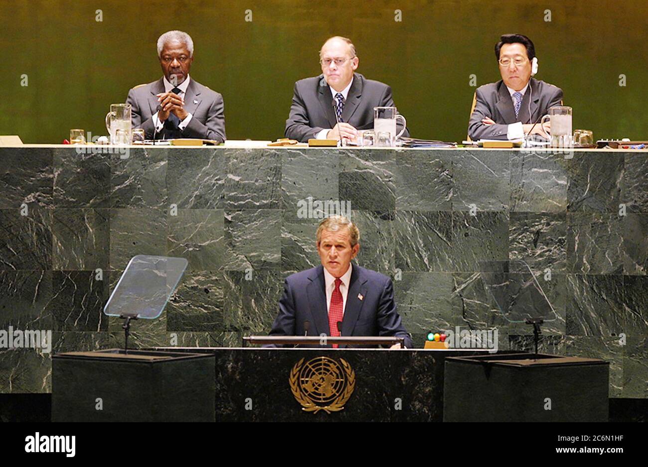 George bush united nations 2002 hi-res stock photography and images - Alamy