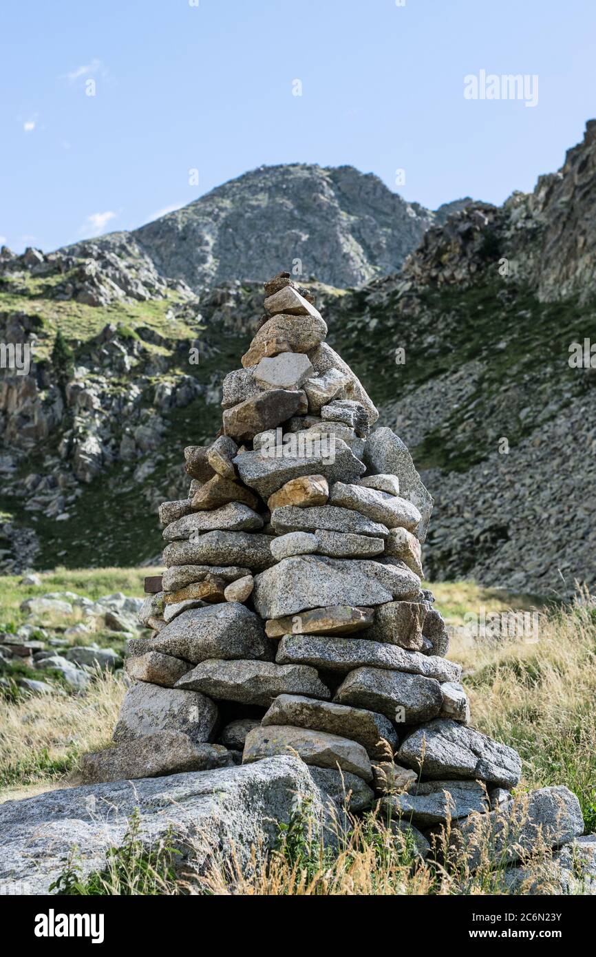Milestone mountain hi-res stock photography and images - Alamy