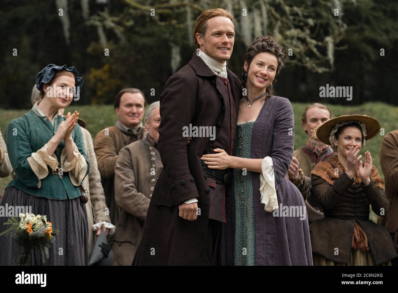 CAITRIONA BALFE and SAM HEUGHAN in OUTLANDER (2014), directed by BRIAN ...