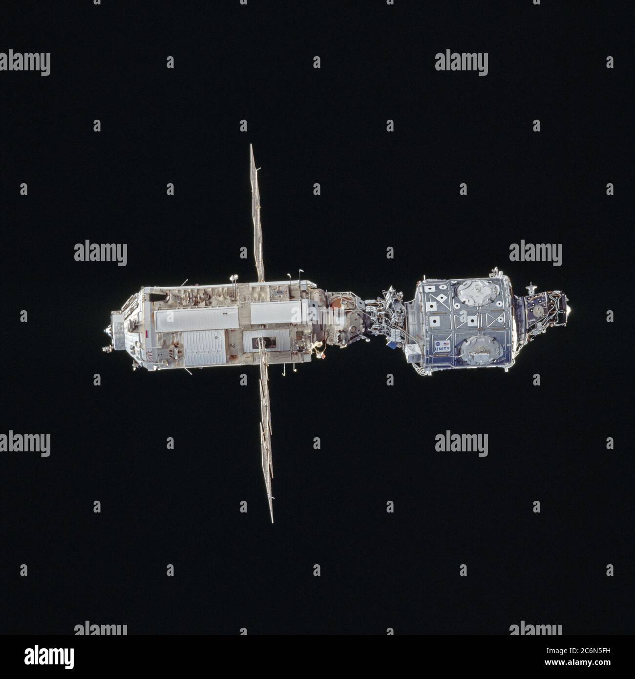 (4-15 Dec. 1998) --- The U.S.-built Unity connecting module (bottom ...