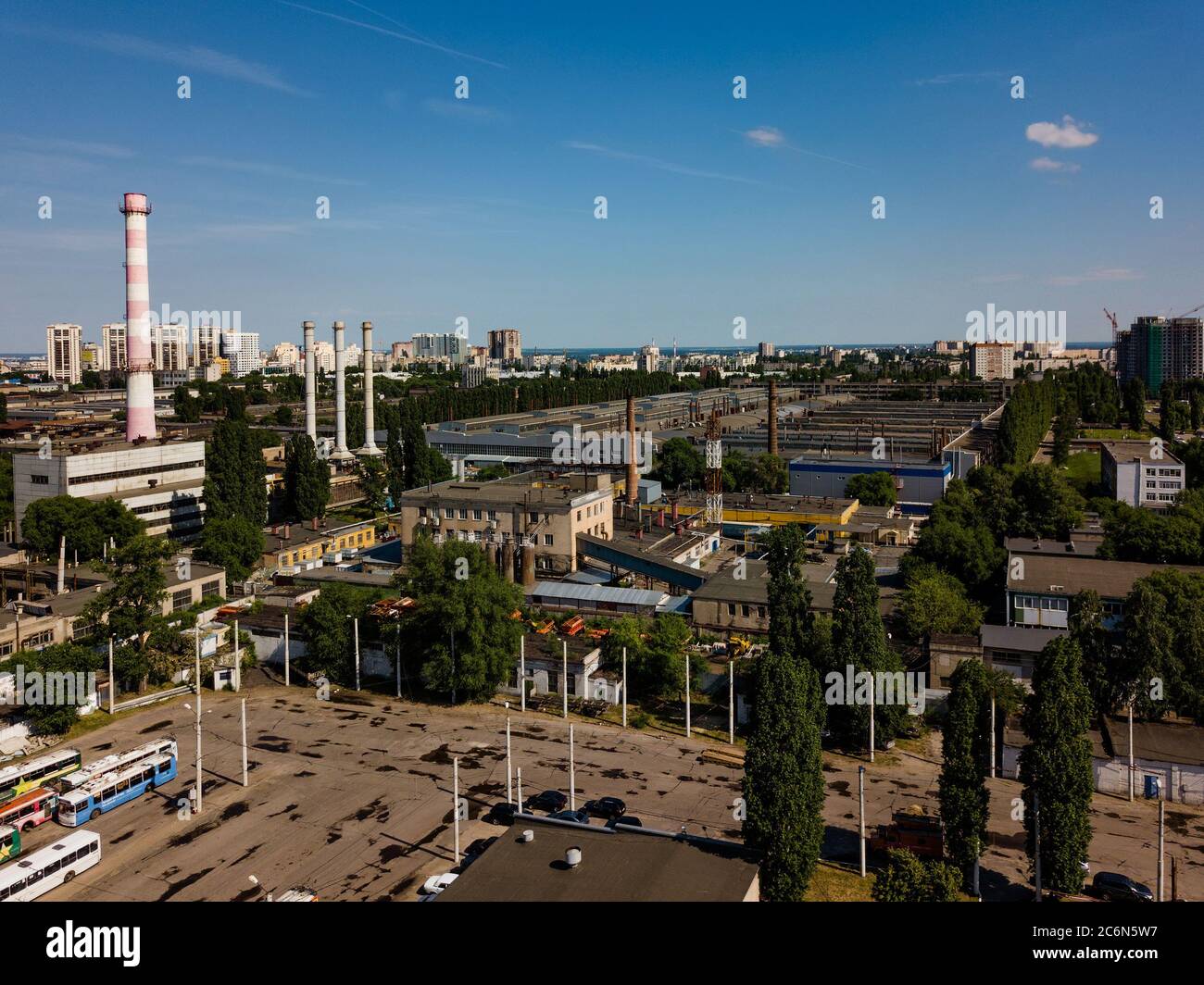 Warehouse exterior industrial area hi-res stock photography and images ...