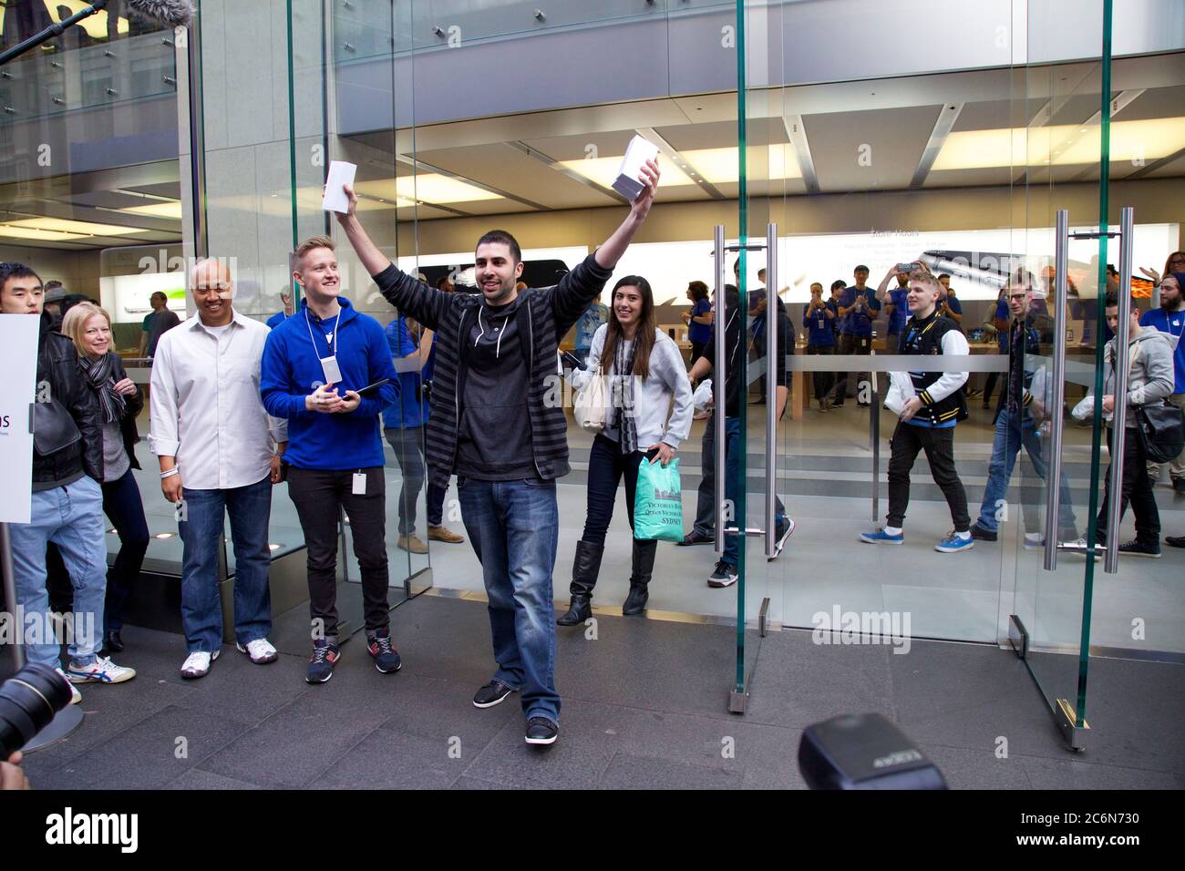 David Rahimi editor-in-chief at PhoneBuff.com from Laguna Hills ...