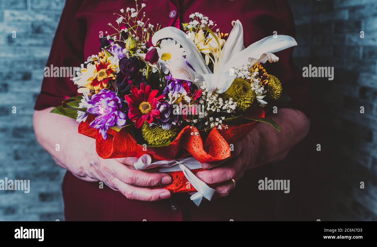 Elderly bouquet hi-res stock photography and images - Alamy