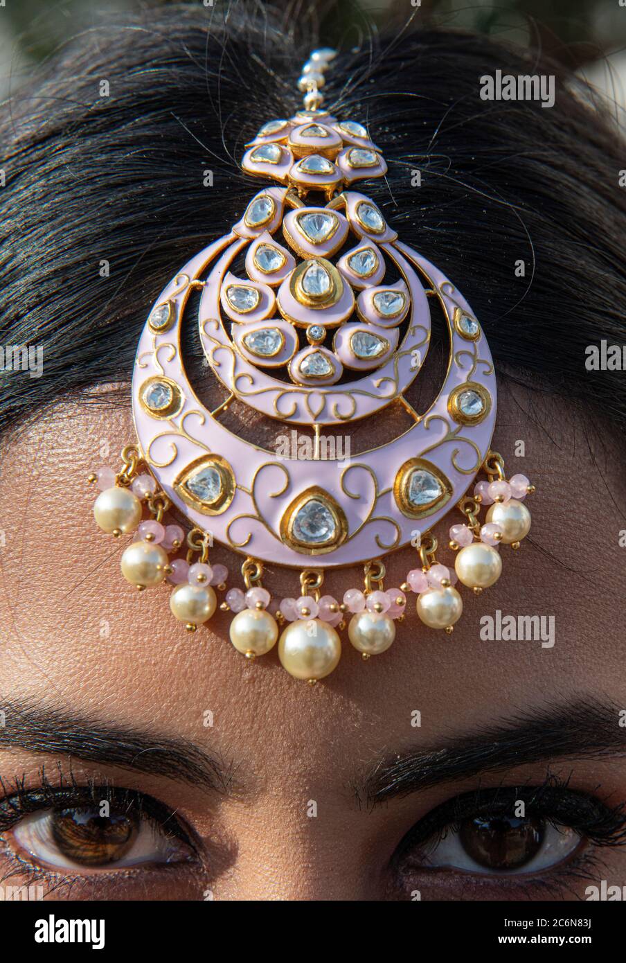 Traditional Indian tikka jewllery India Stock Photo - Alamy