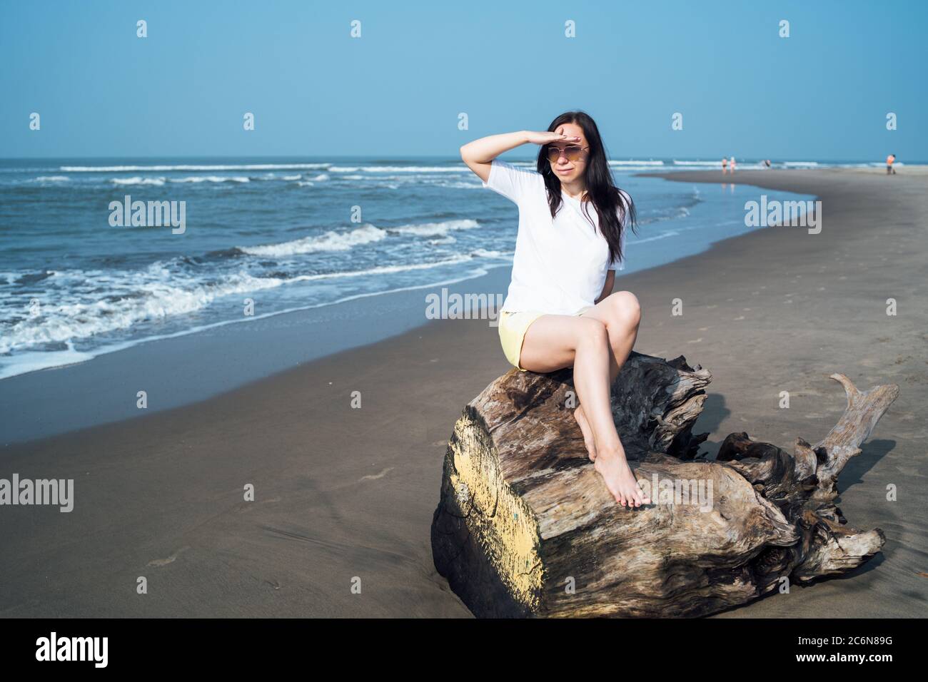Female sea sit hi-res stock photography and images - Alamy