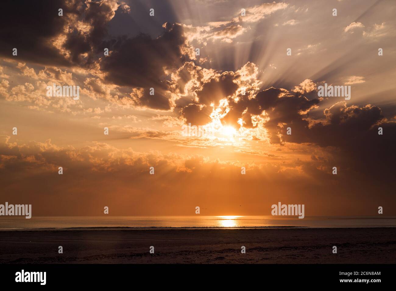 Beautiful sun beams hi-res stock photography and images - Alamy
