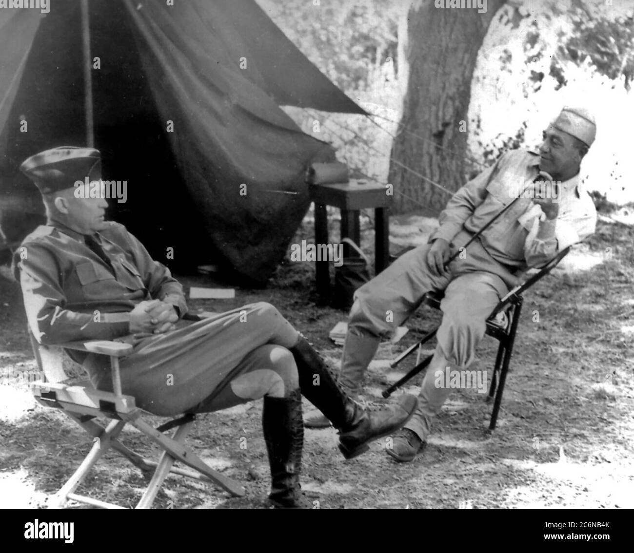 Army general staff col Black and White Stock Photos & Images - Alamy