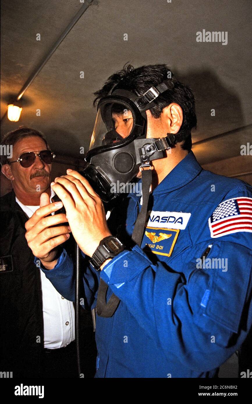 Sts 87 hi-res stock photography and images - Alamy