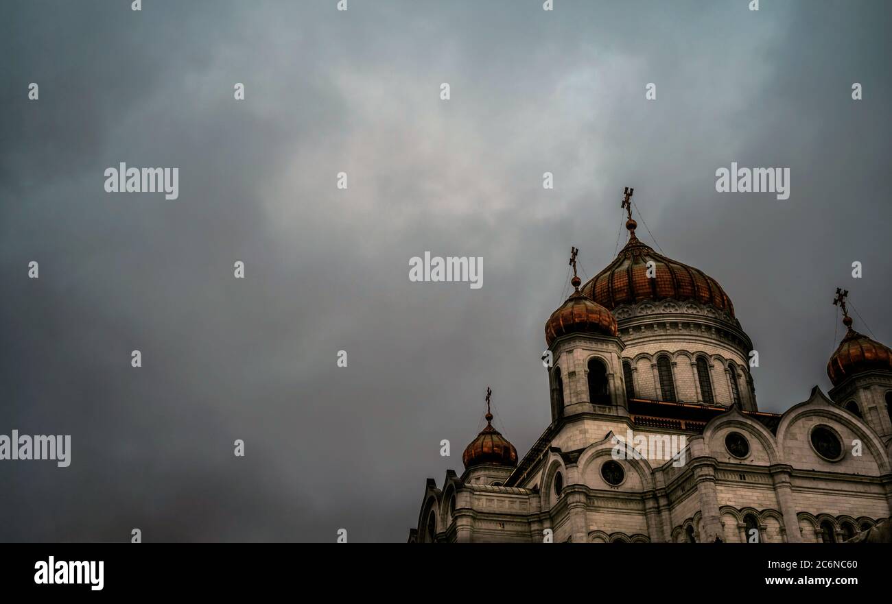 Tall temple dome hi-res stock photography and images - Alamy