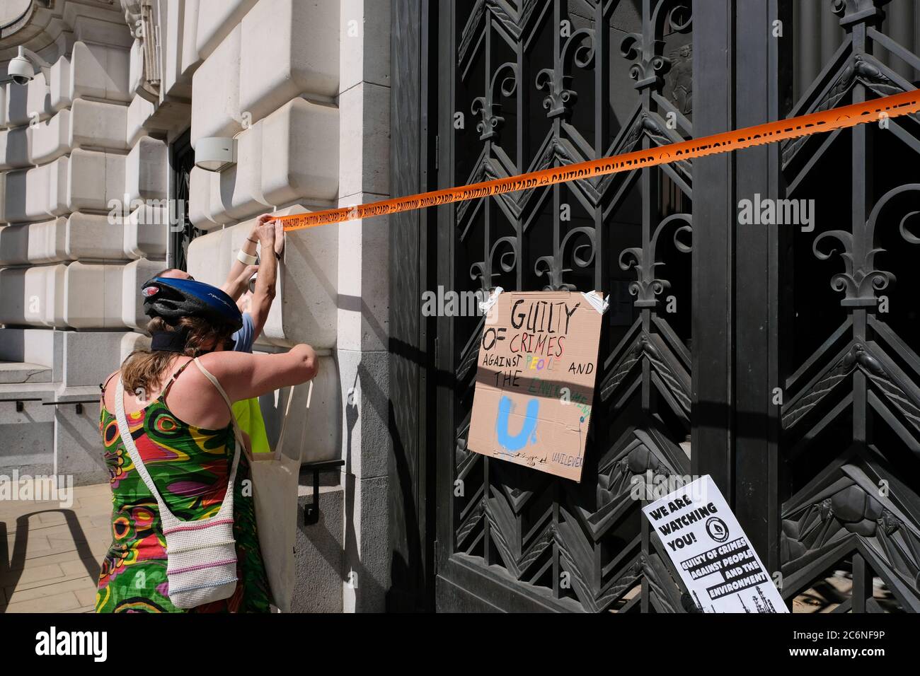 100 victoria embankment hi-res stock photography and images - Alamy