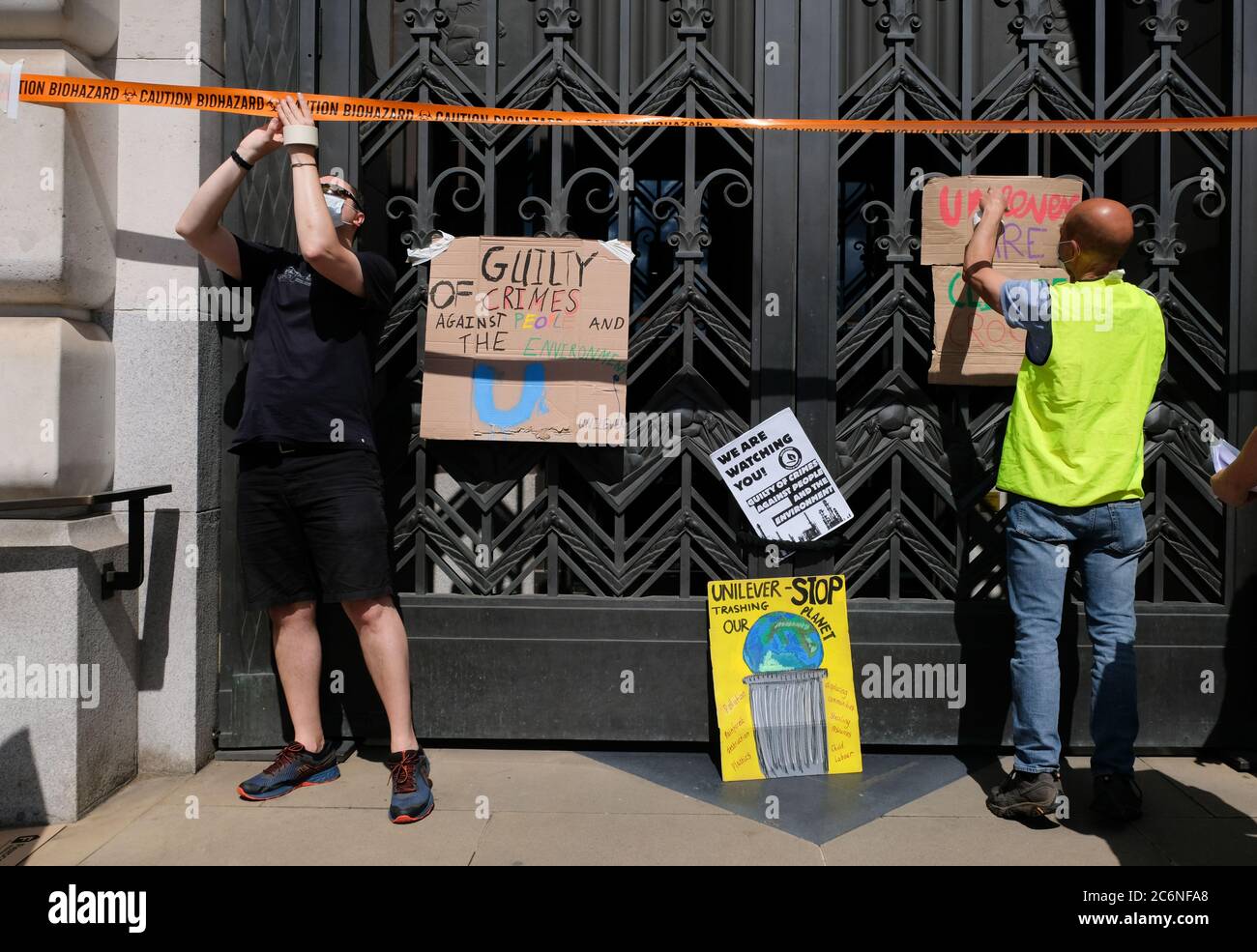 100 victoria embankment hi-res stock photography and images - Alamy