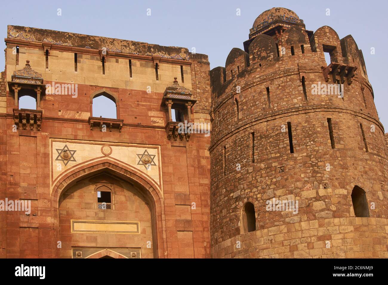 Fortified entrance to the historic Mughal fort of Purana Qila in Delhi ...