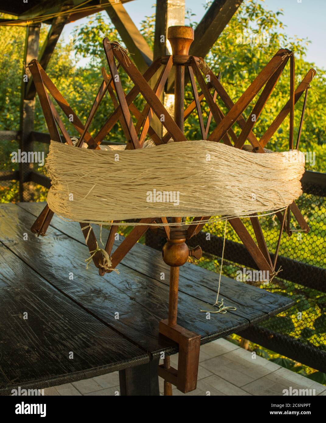 weaving, fabric production Stock Photo - Alamy