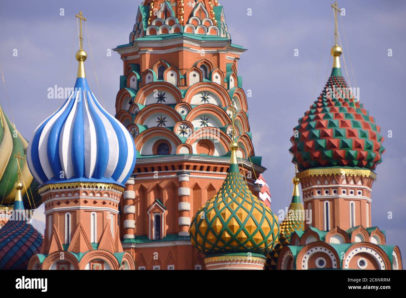 Colourful russian cathedral hi-res stock photography and images - Alamy