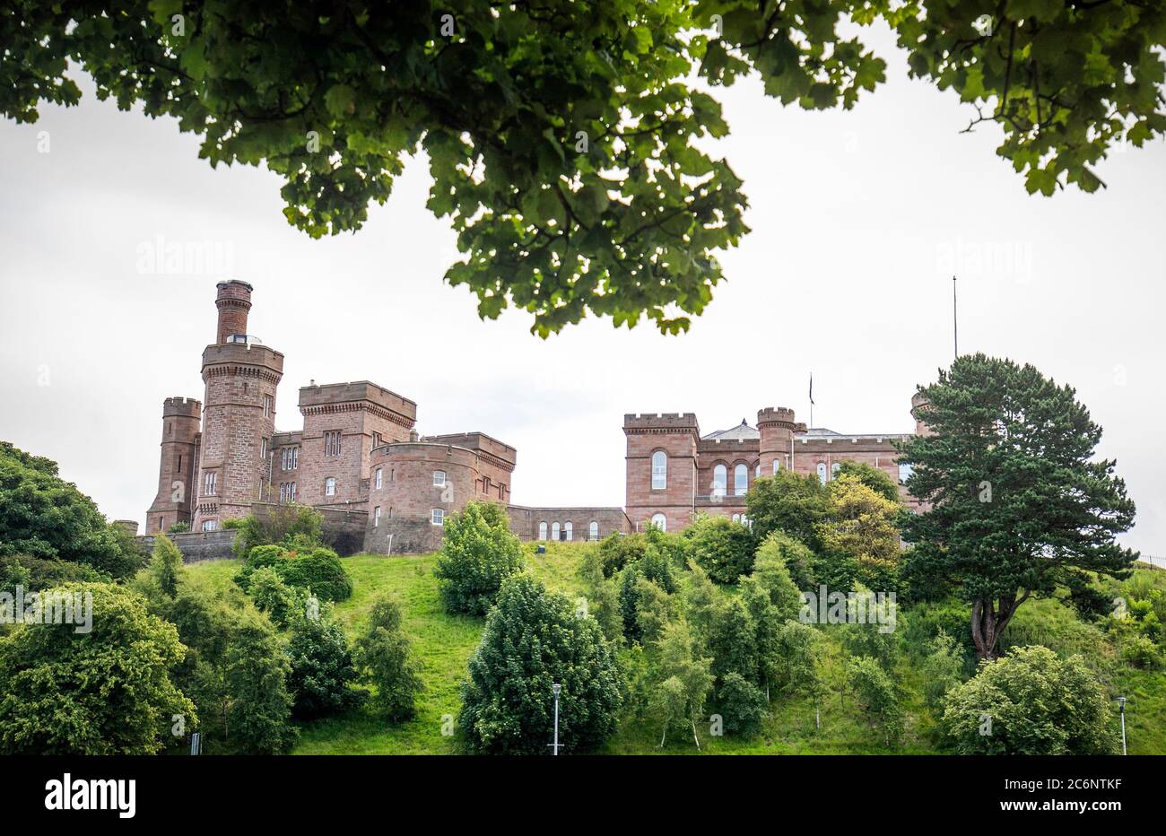 Inverness castle and former sheriff court hi-res stock photography and ...