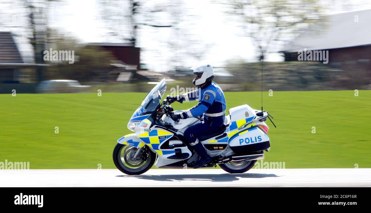 Traffic motorway police motorcycle hi-res stock photography and images ...
