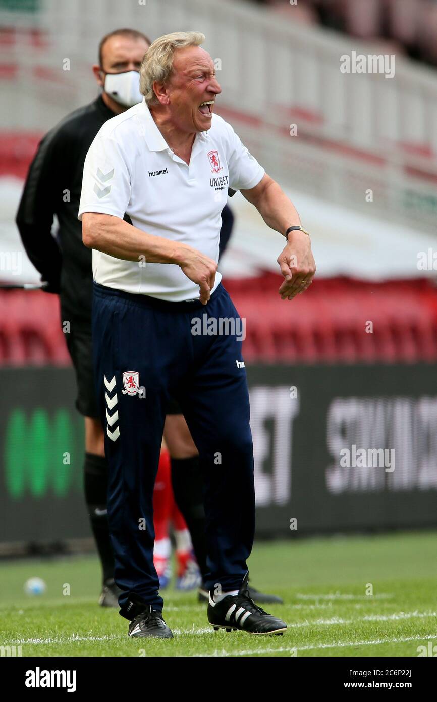 Middlesbrough manager Neil Warnock during the Sky Bet Championship ...