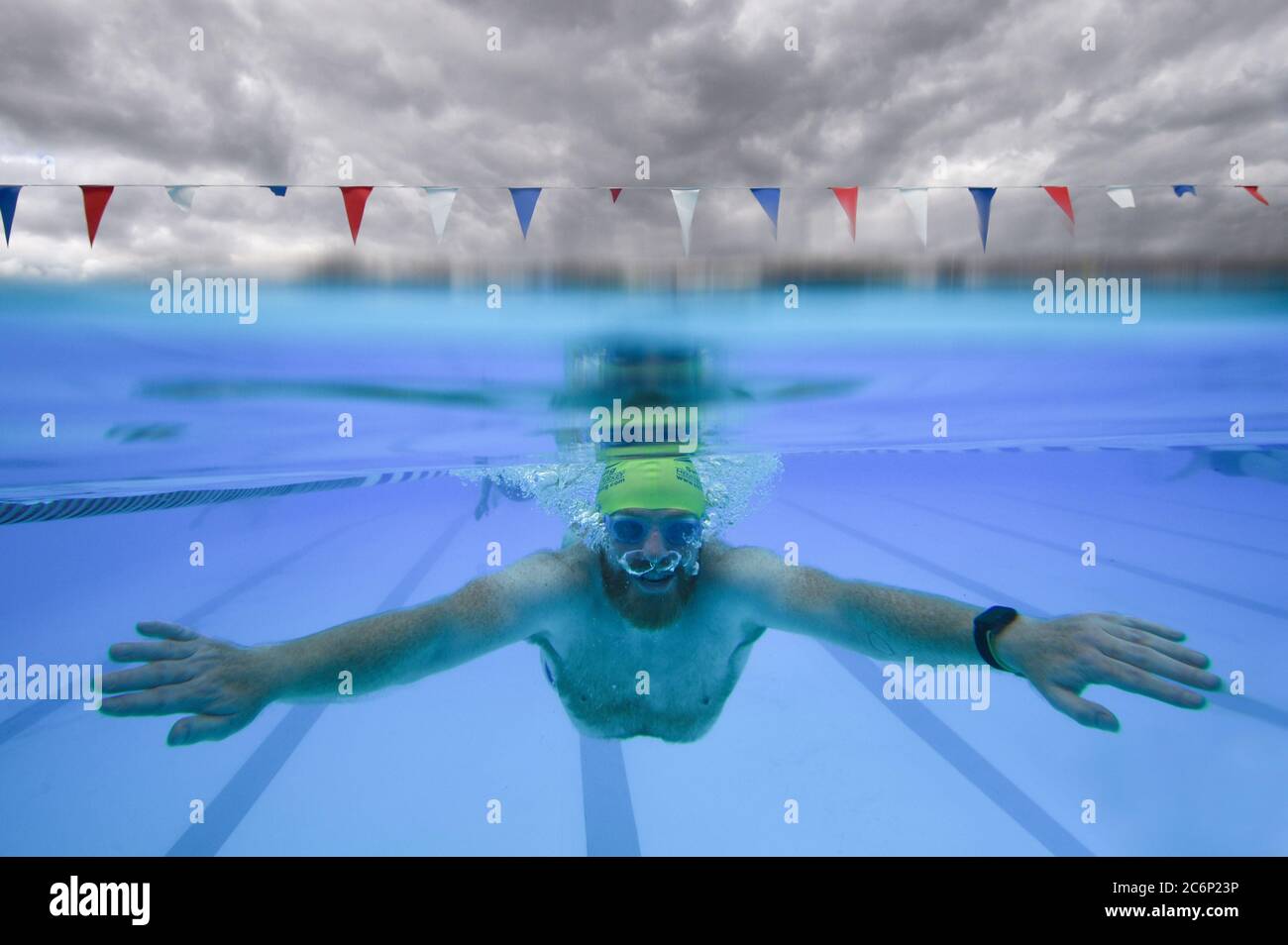 Charlton lido and lifestyle club hi-res stock photography and images ...