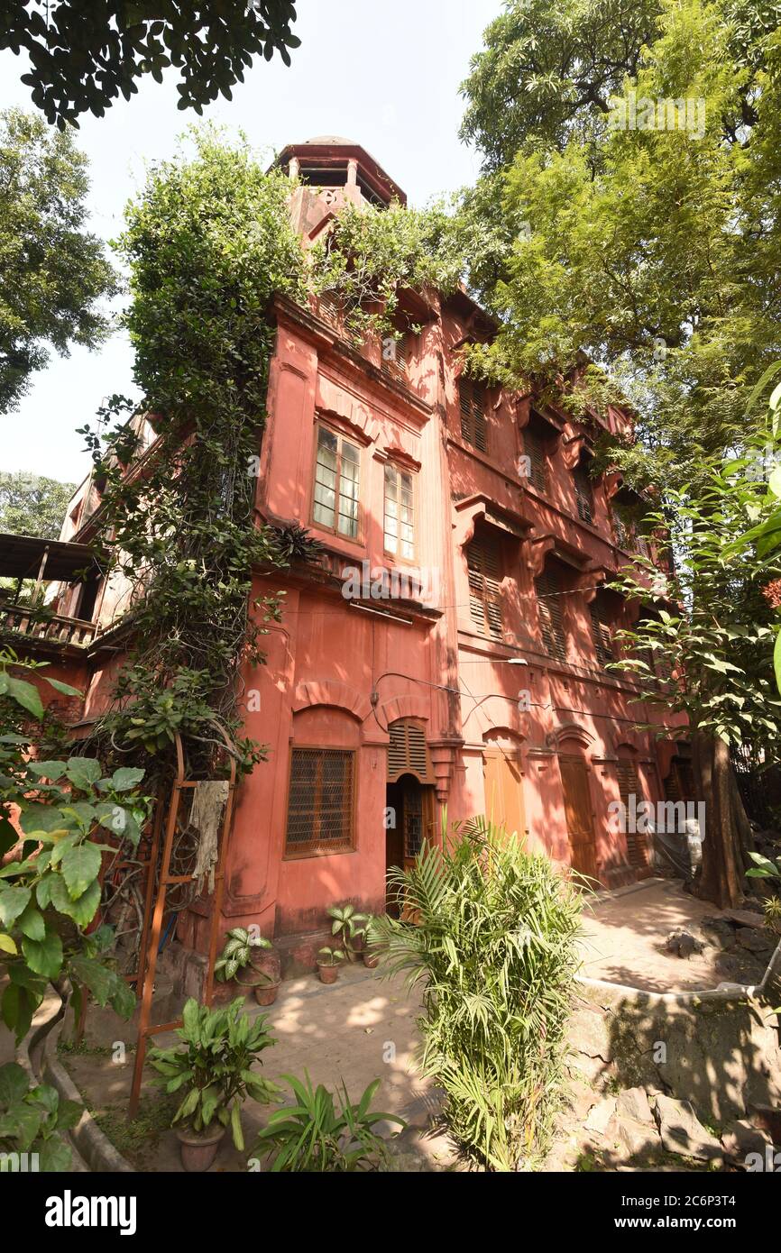 Acharya Bhaban, built in 1902. Residence of Sir Jagadish Chandra Bose ...