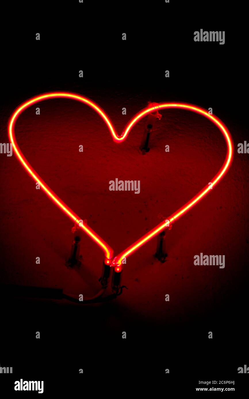 Neon heart hi-res stock photography and images - Alamy