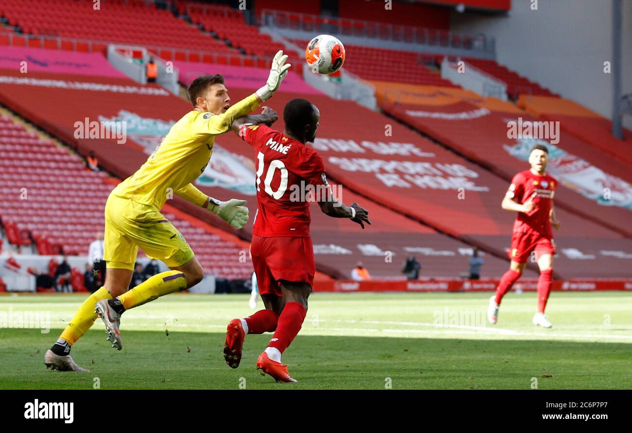 Nick pope anfield hi-res stock photography and images - Alamy