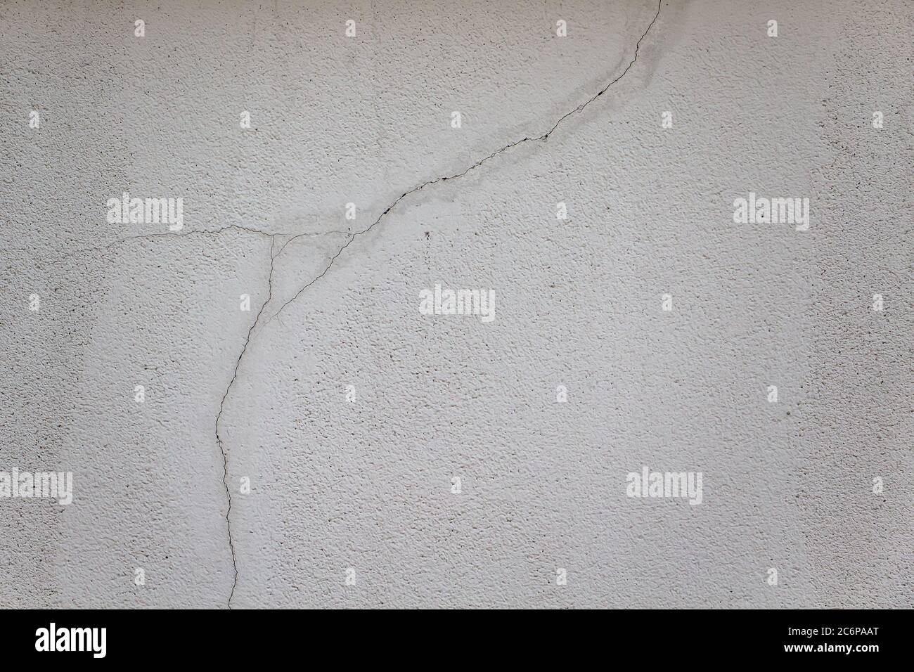 Broken stucco hi-res stock photography and images - Alamy