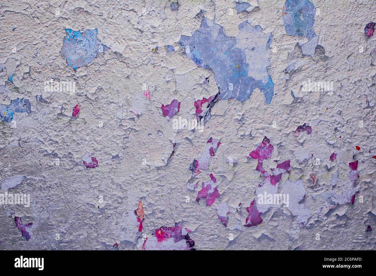 Wall with old peeling stucco close up Stock Photo - Alamy