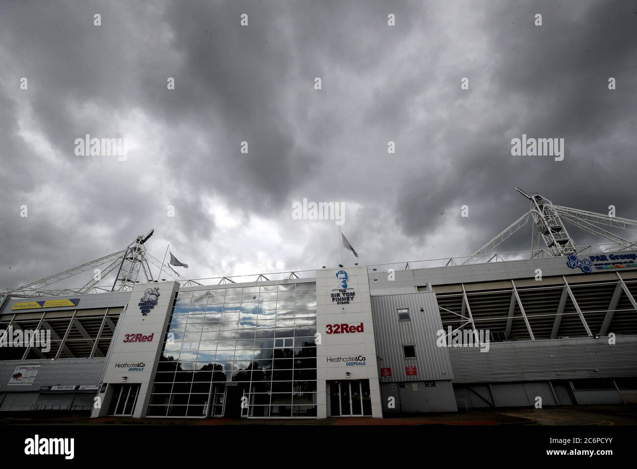 Deepdale stadium general hi-res stock photography and images - Alamy