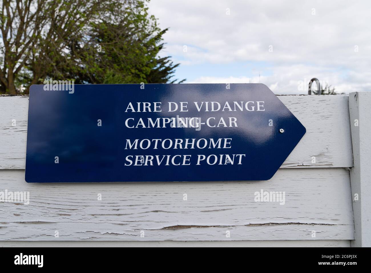 blue road sign for motorhome service point Stock Photo - Alamy