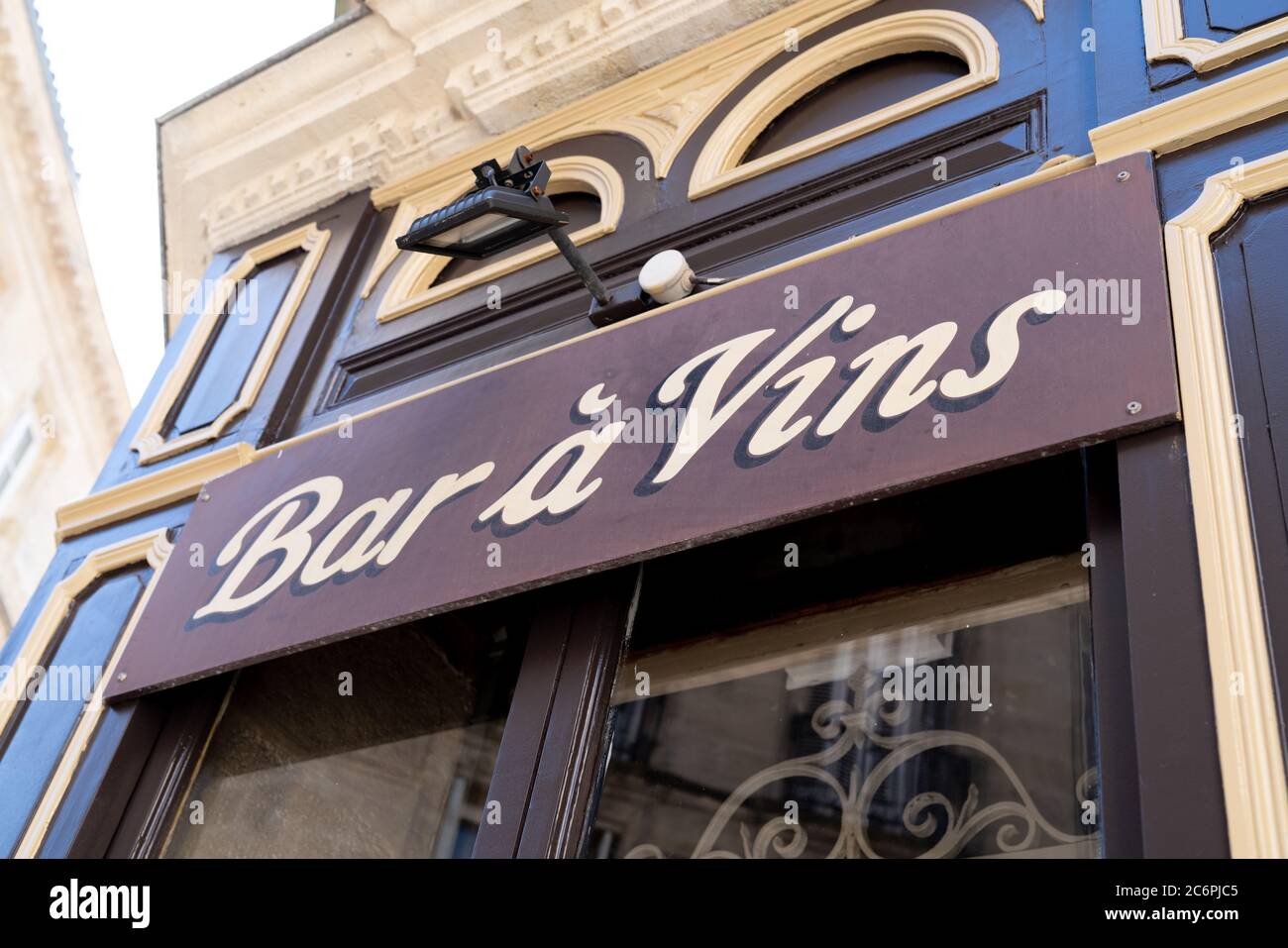 Bar a vin sign wine bar in Bordeaux french city Stock Photo - Alamy