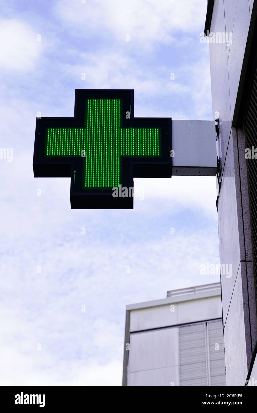 Green cross building hi-res stock photography and images - Alamy